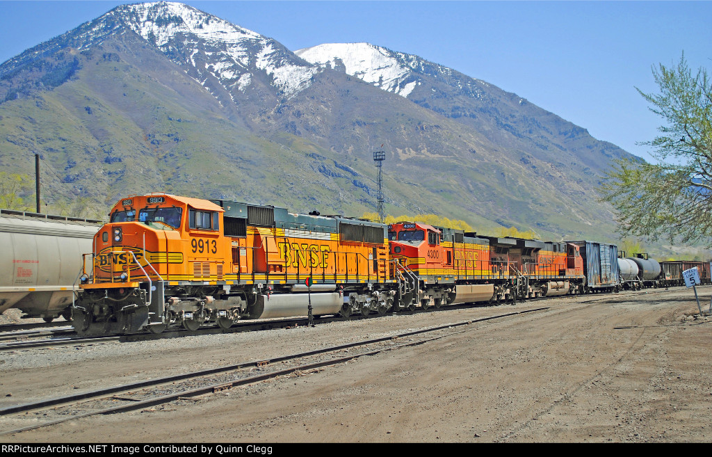 BNSF 9913